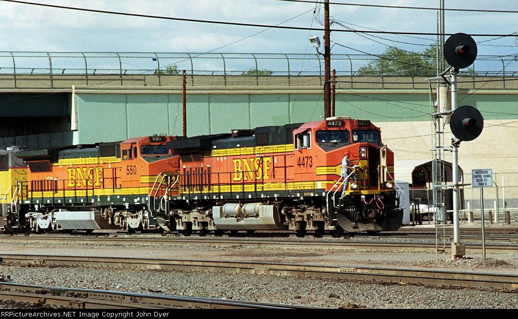BNSF 4473
